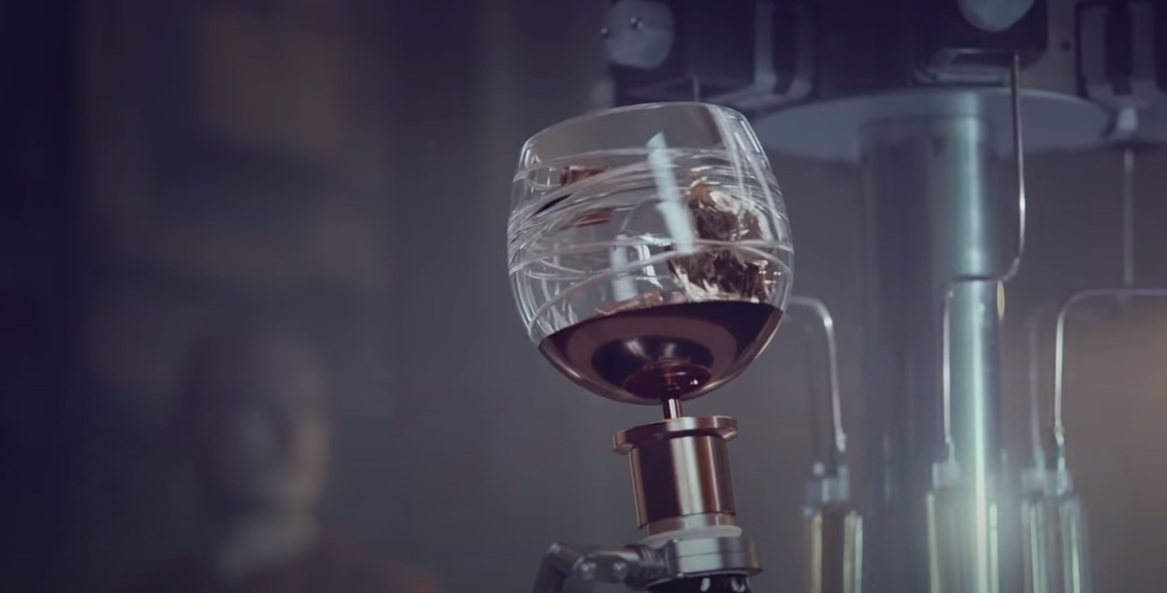 Introducing the Ballentine's Space Glass innovation.